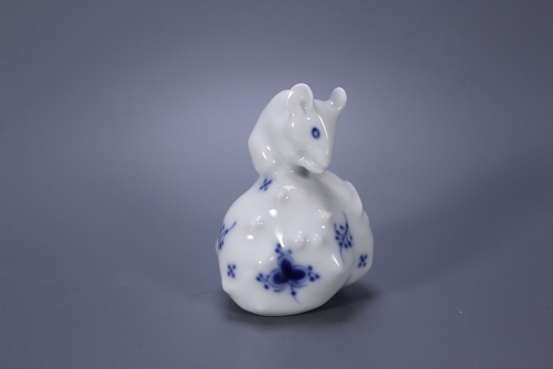 UNIQUE Royal Copenhagen Blue Fluted Figurine of Mouse Excellent ...