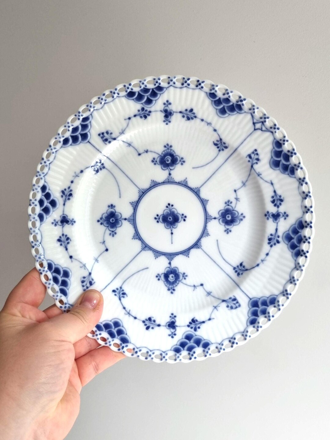 Antique Royal Copenhagen Blue Fluted Full Lace Plate #1085 – 23cm ...