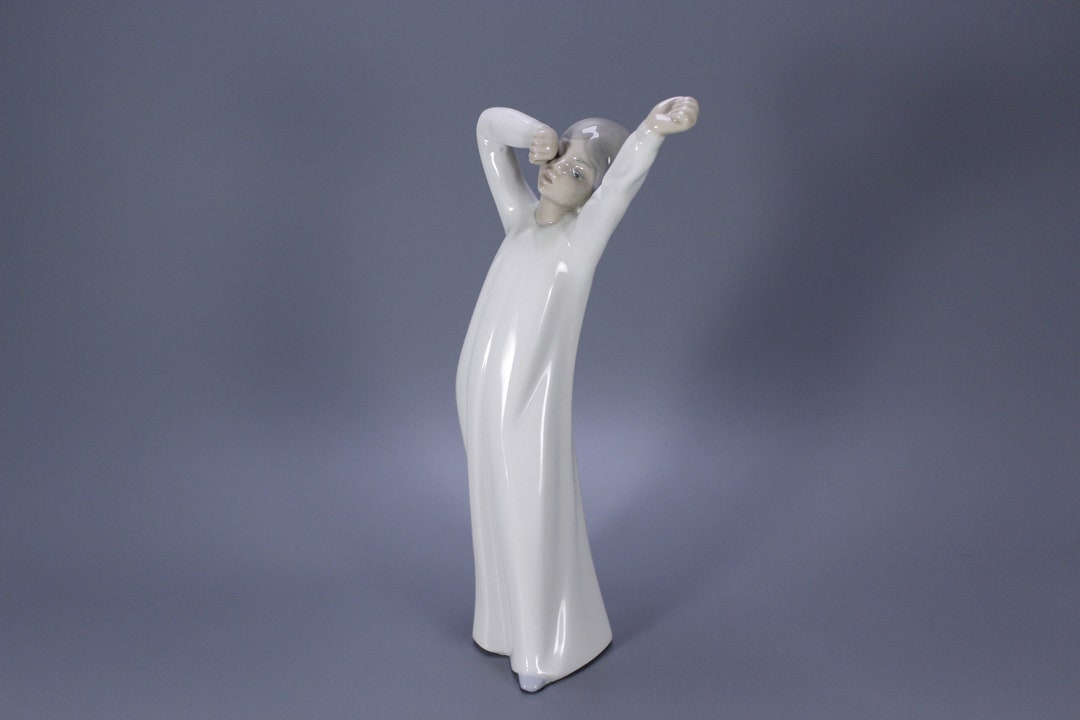 Zaphir Made in Spain Porcelain Figurine / Girl - Etsy