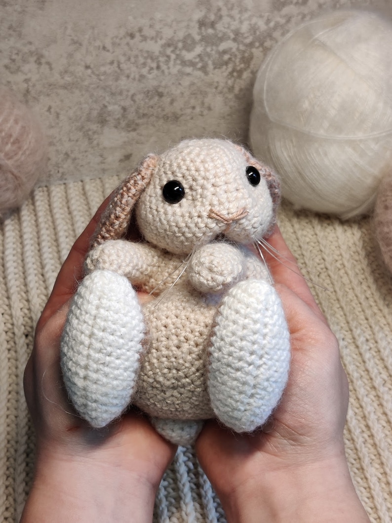 Crochet Bunny Cute Pattern, Crochet Baby Bunny in Hat and Overalls ...