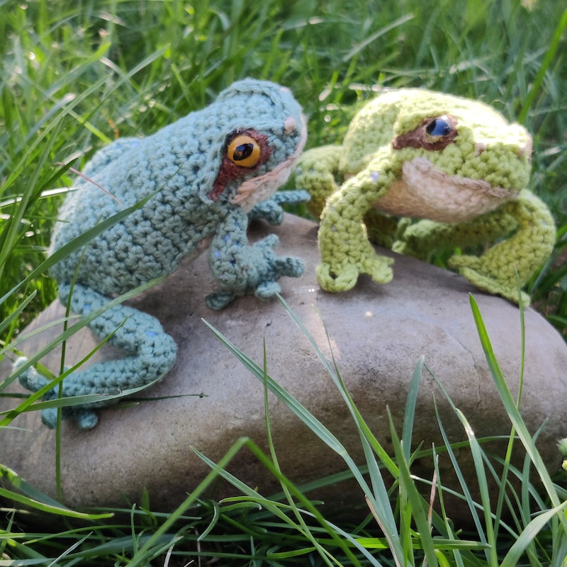 Crochet Frog - Etsy