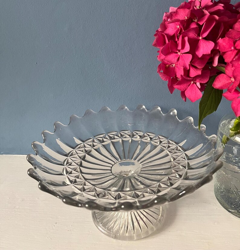 Pretty Vintage Mid Century Glass Cake Stand - Etsy