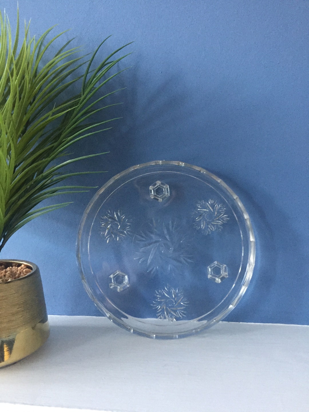 Vintage Glass Plate Stand With Glass Feet - Etsy