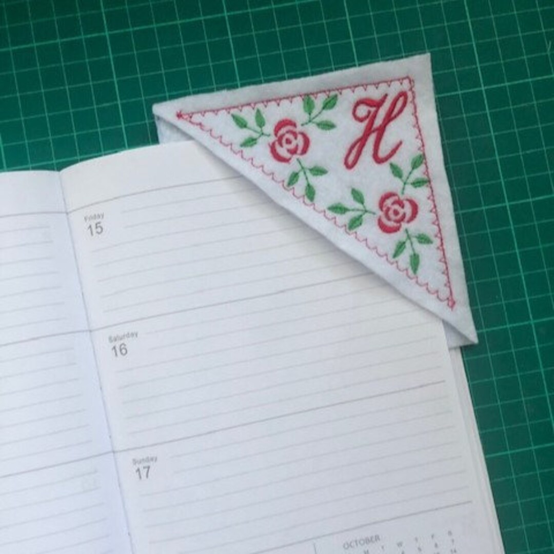 Book Corner Book Mark A Z Digital Embroidery File 4 X 4 Hoop Pes Dst ...