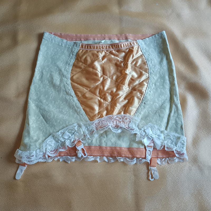 Louis Girdles - Etsy Canada
