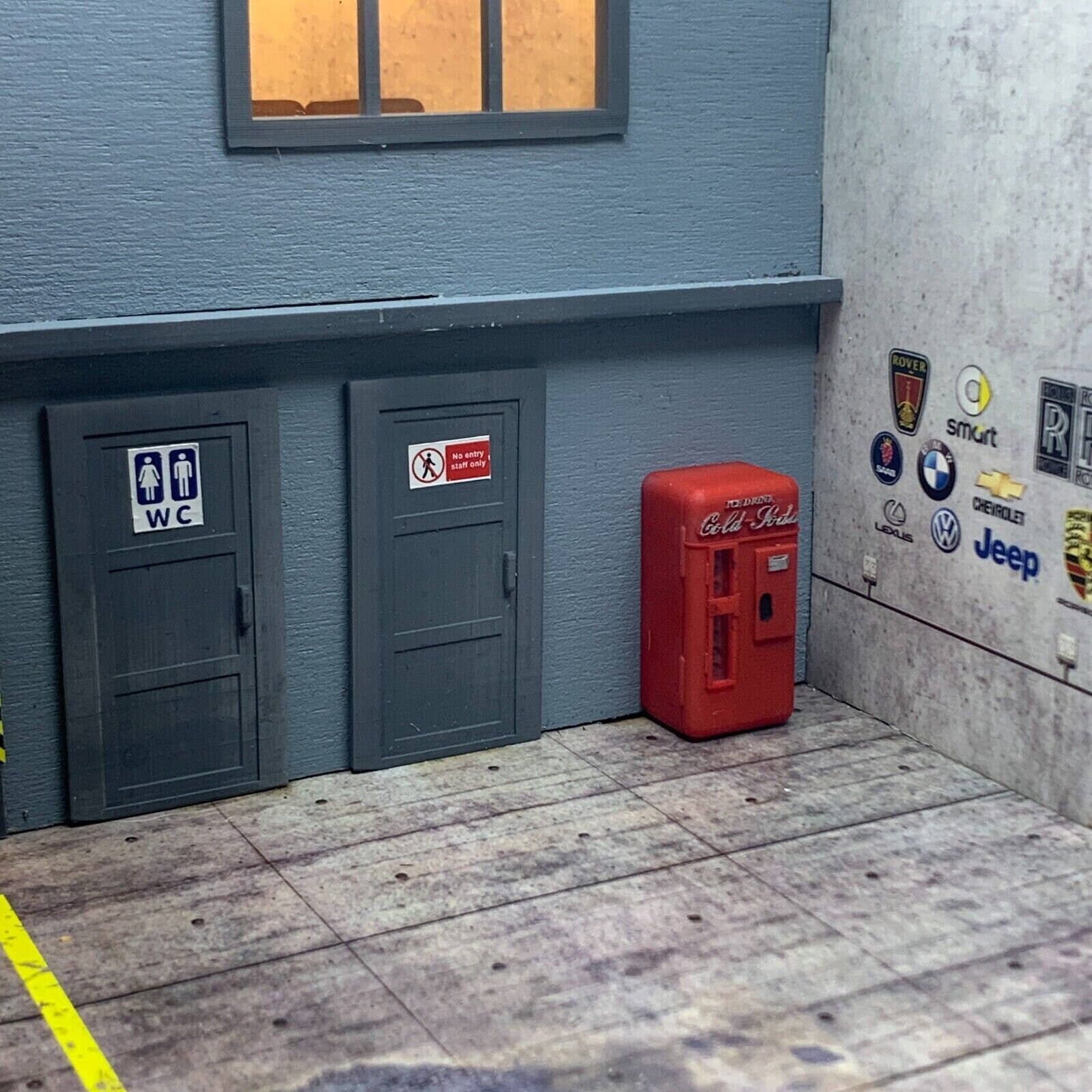 1/43 Scale Diorama Vending Soda Machine Vintage Style - Etsy