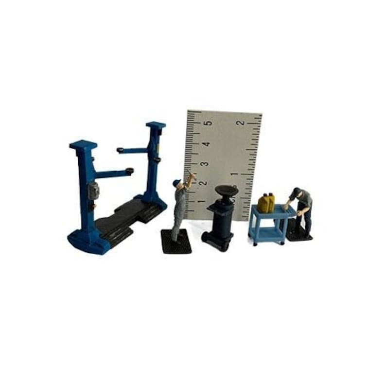 1/64 Garage Diorama Mechanics Change of Oil Figures Set #1 - Etsy