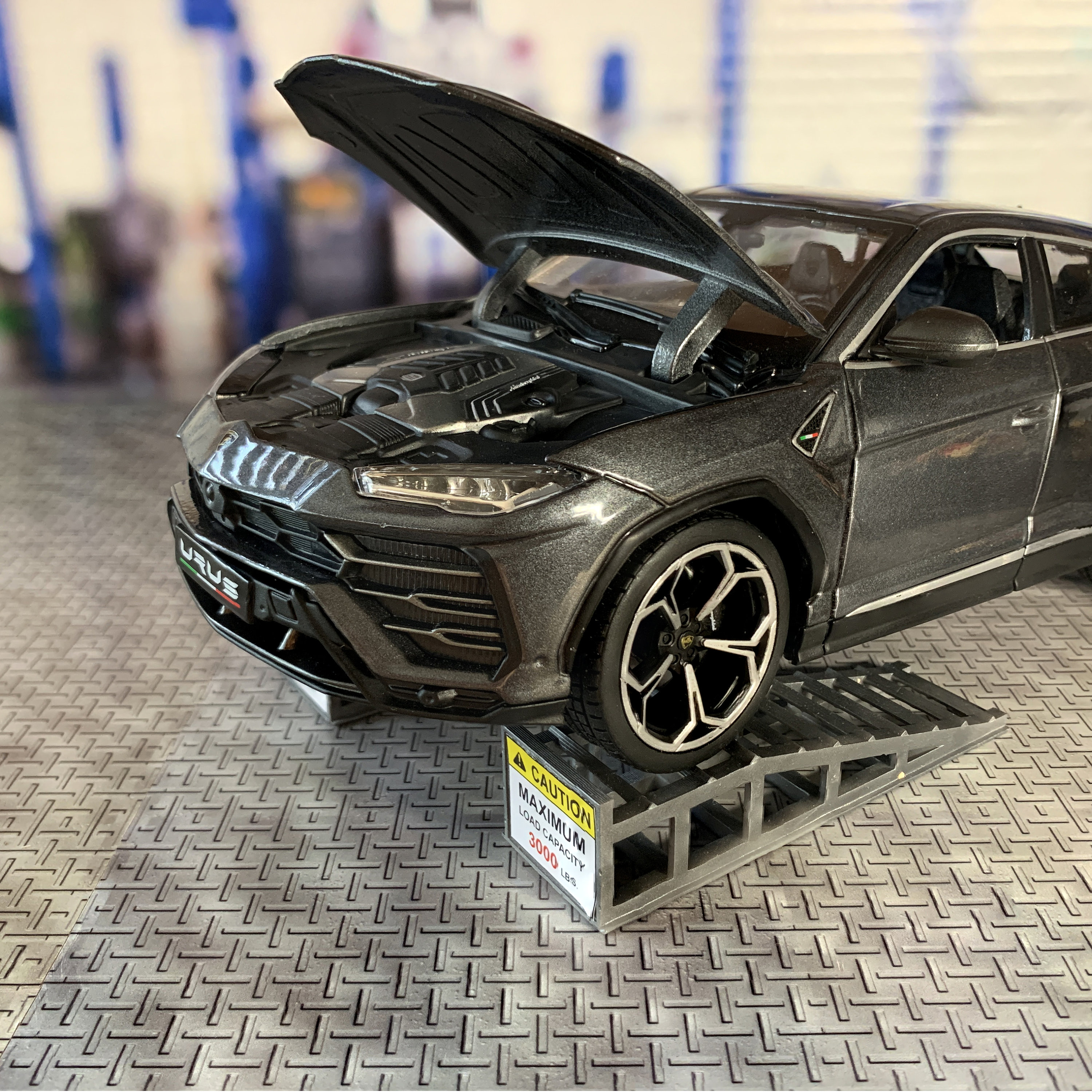 1:18 Scale Diorama Garage Car Model TOY Ramps Stands Set of 2 - Etsy