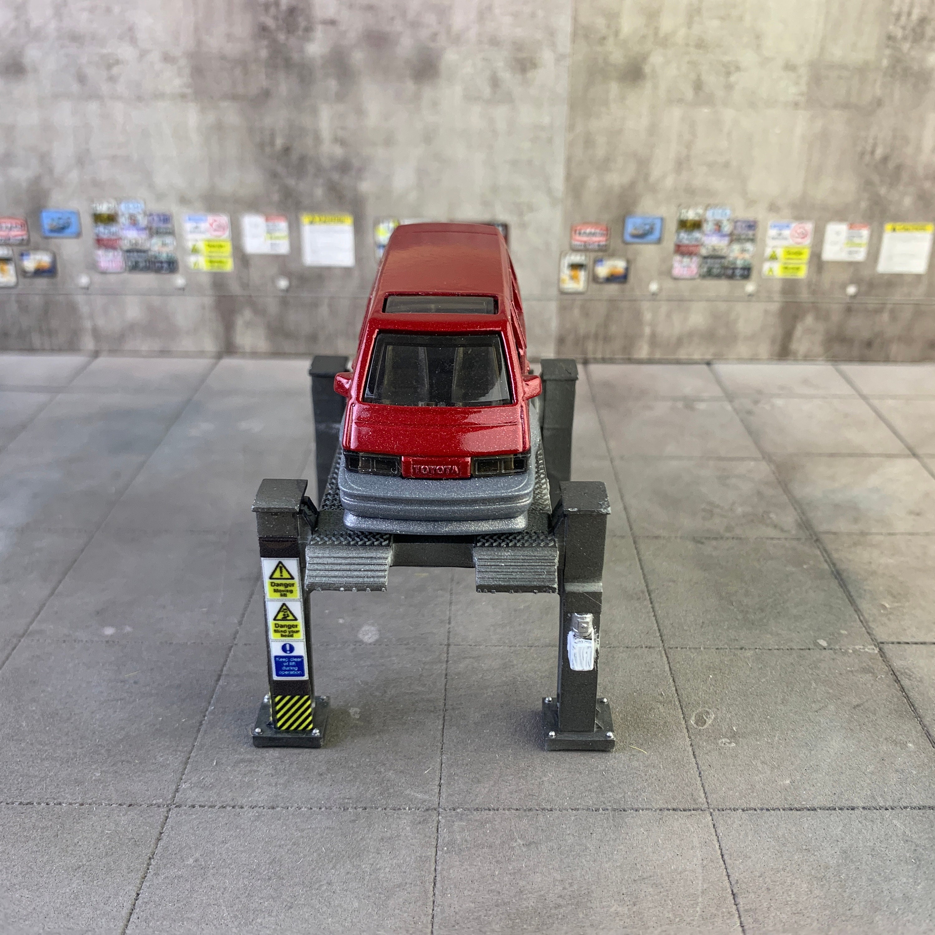 1/64 Scale 4- Post Car Lift Elevator for Mini Cars Garage Diorama ...