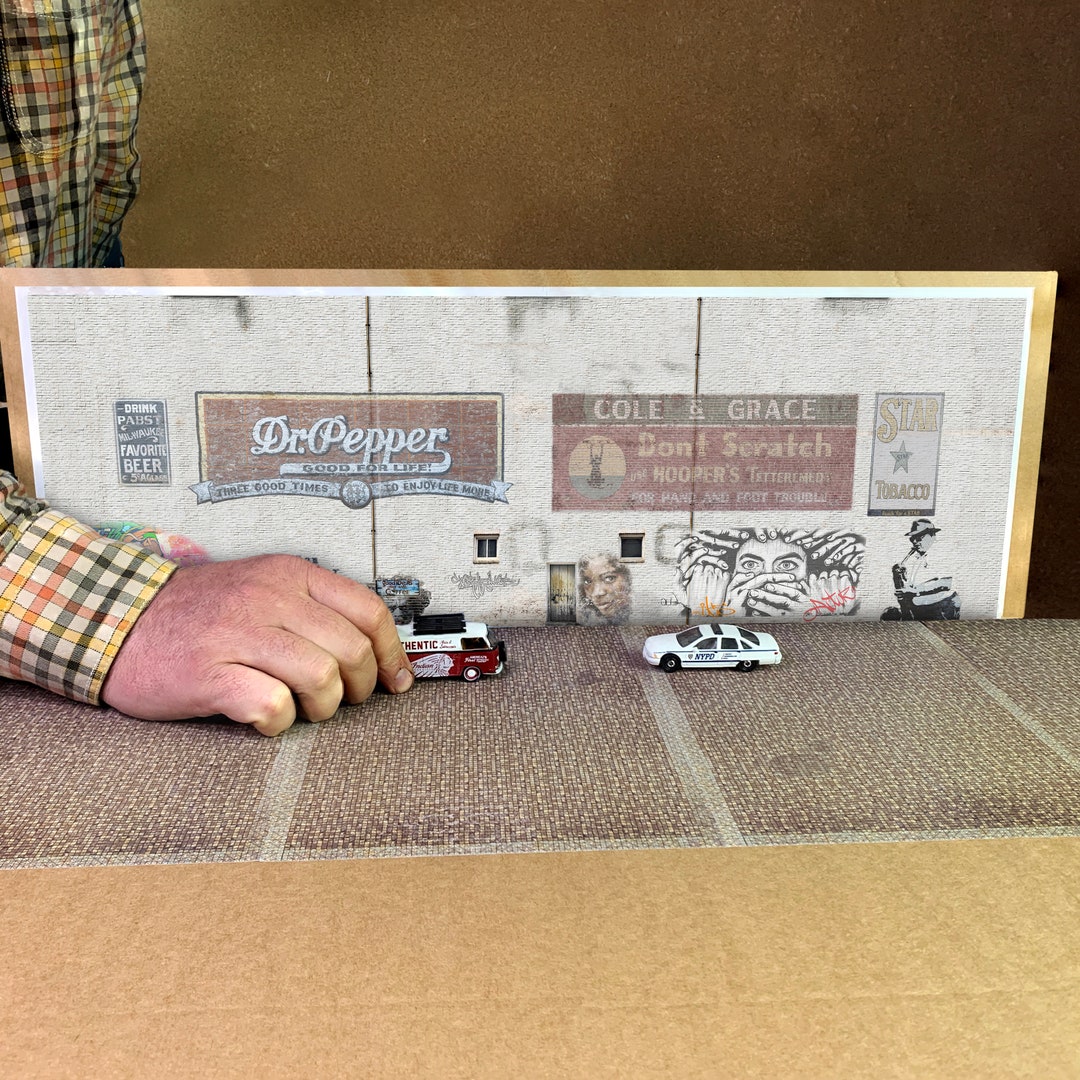 1/64 Diorama Backdrop DIGITAL FILE White Brick GRAFFITI Wall Photo ...
