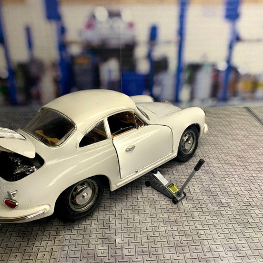 1:18 Scale Diorama Garage Car Model TOY Heavy Duty Hydraulic Car Jack ...