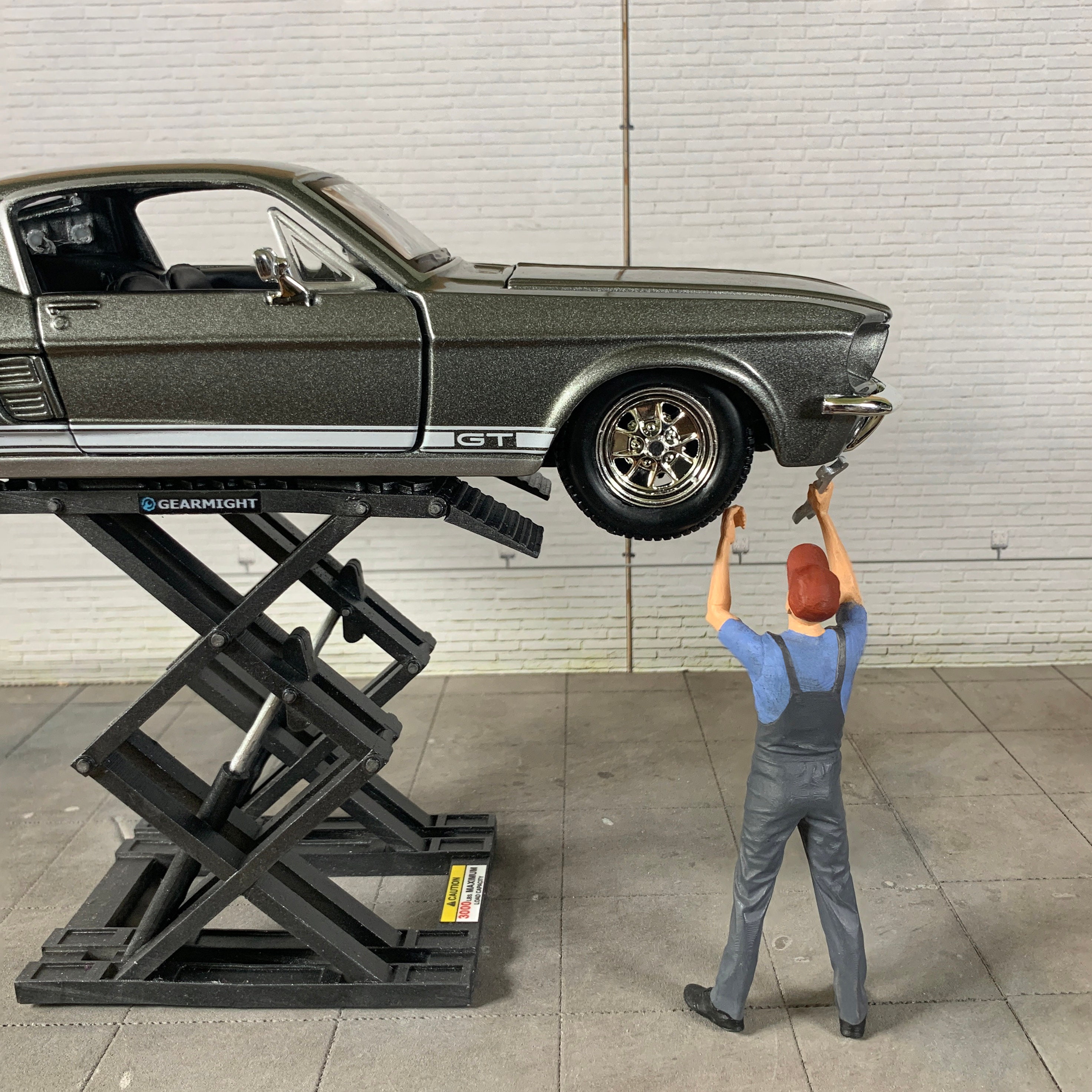 1-24 Diorama Scissor Car Elevator - Detailed Model Car Hoist for G ...