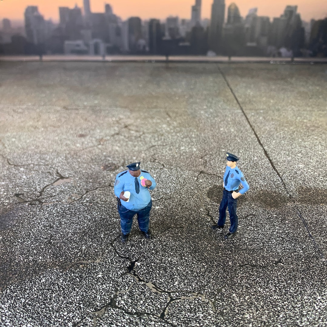 1/43 Scale Police Officers Figures Miniature Cop Figurines 42 Mm 1.65 ...