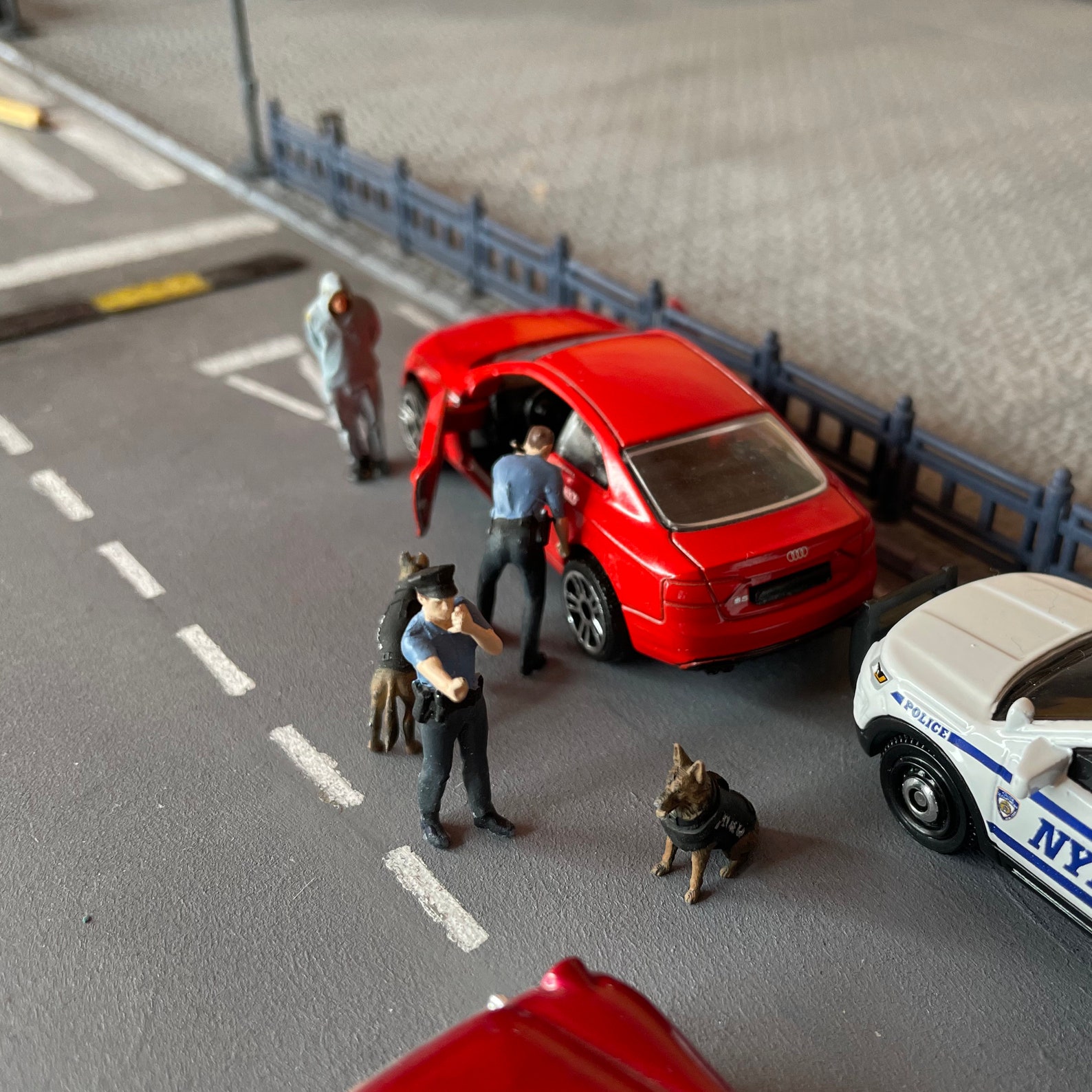 1-64 Scale Diorama Policemen Figures and Shepherd Dogs Set - Etsy