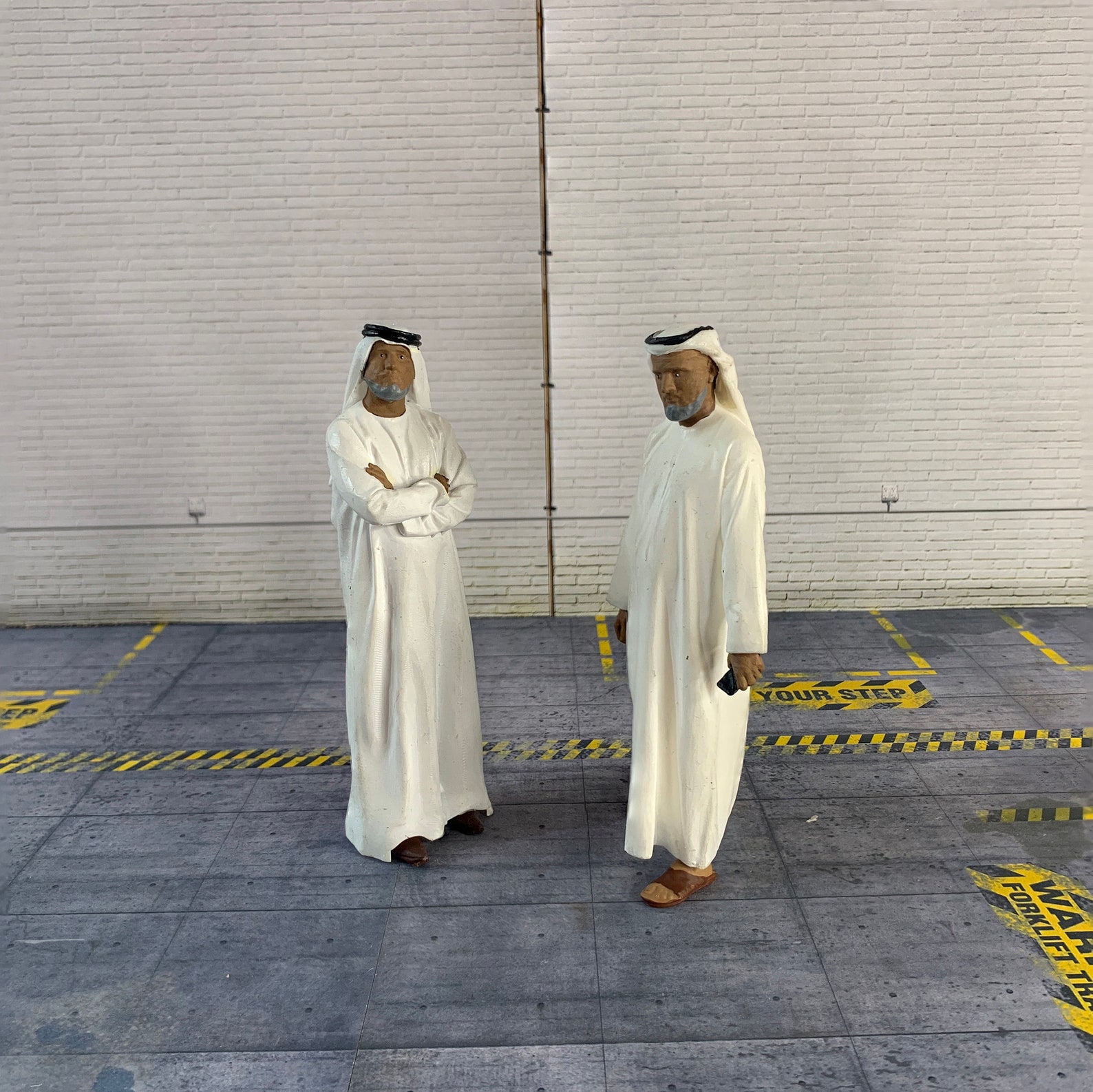 1:18 Scale Arabic Men Figures for Diorama - Etsy