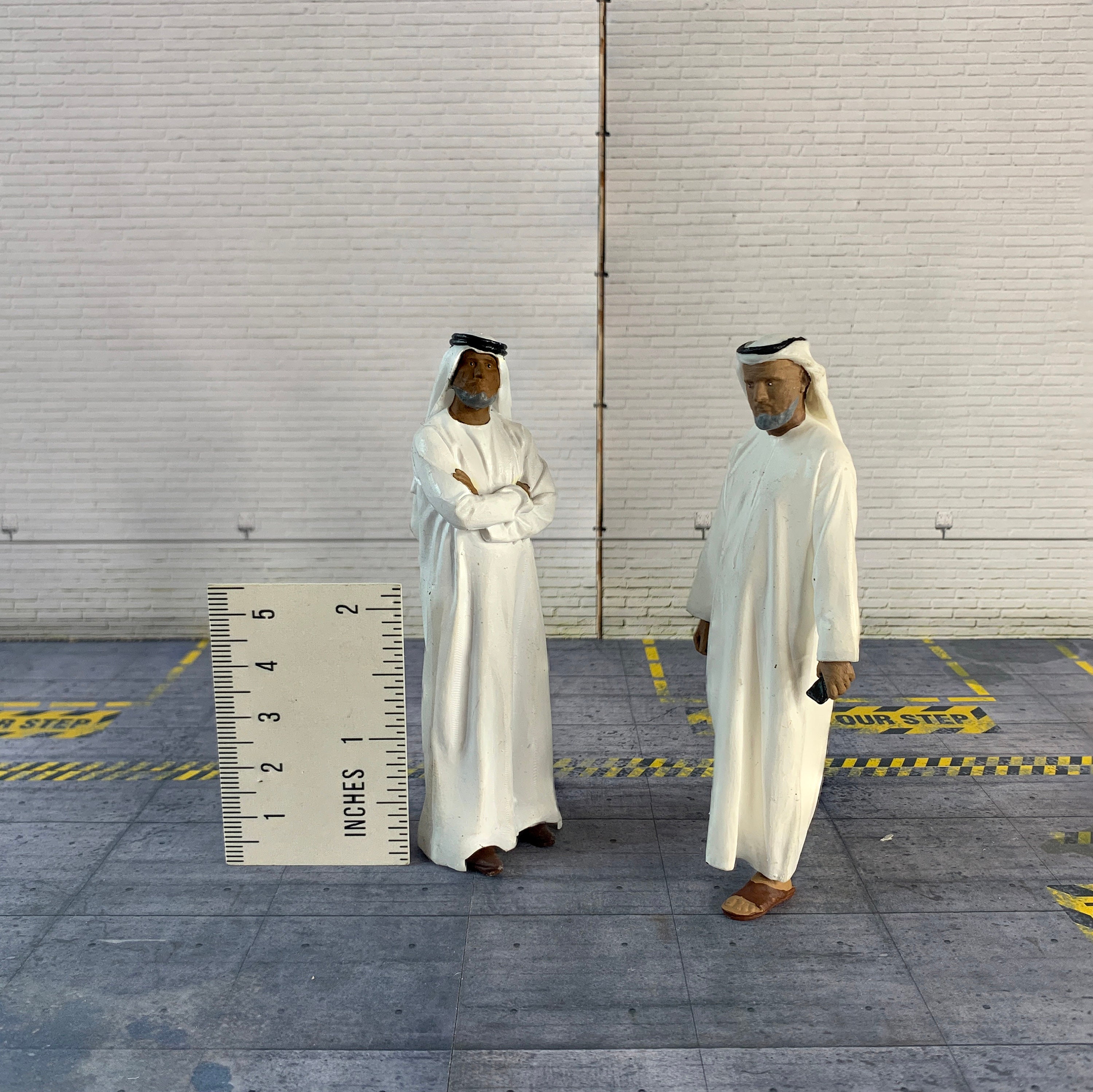 1:18 Scale Arabic Men Figures for Diorama - Etsy