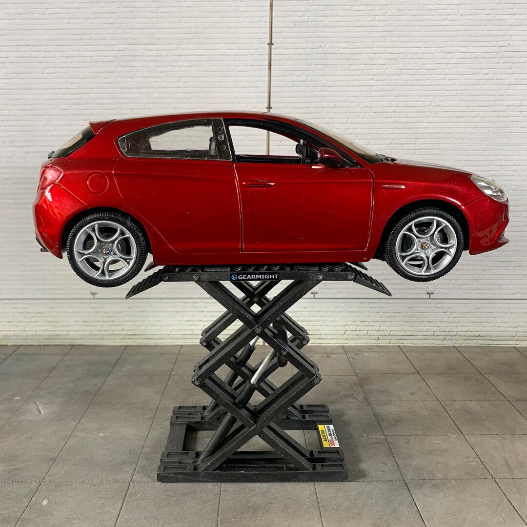 1-24 Diorama Scissor Car Elevator - Detailed Model Car Hoist for G ...