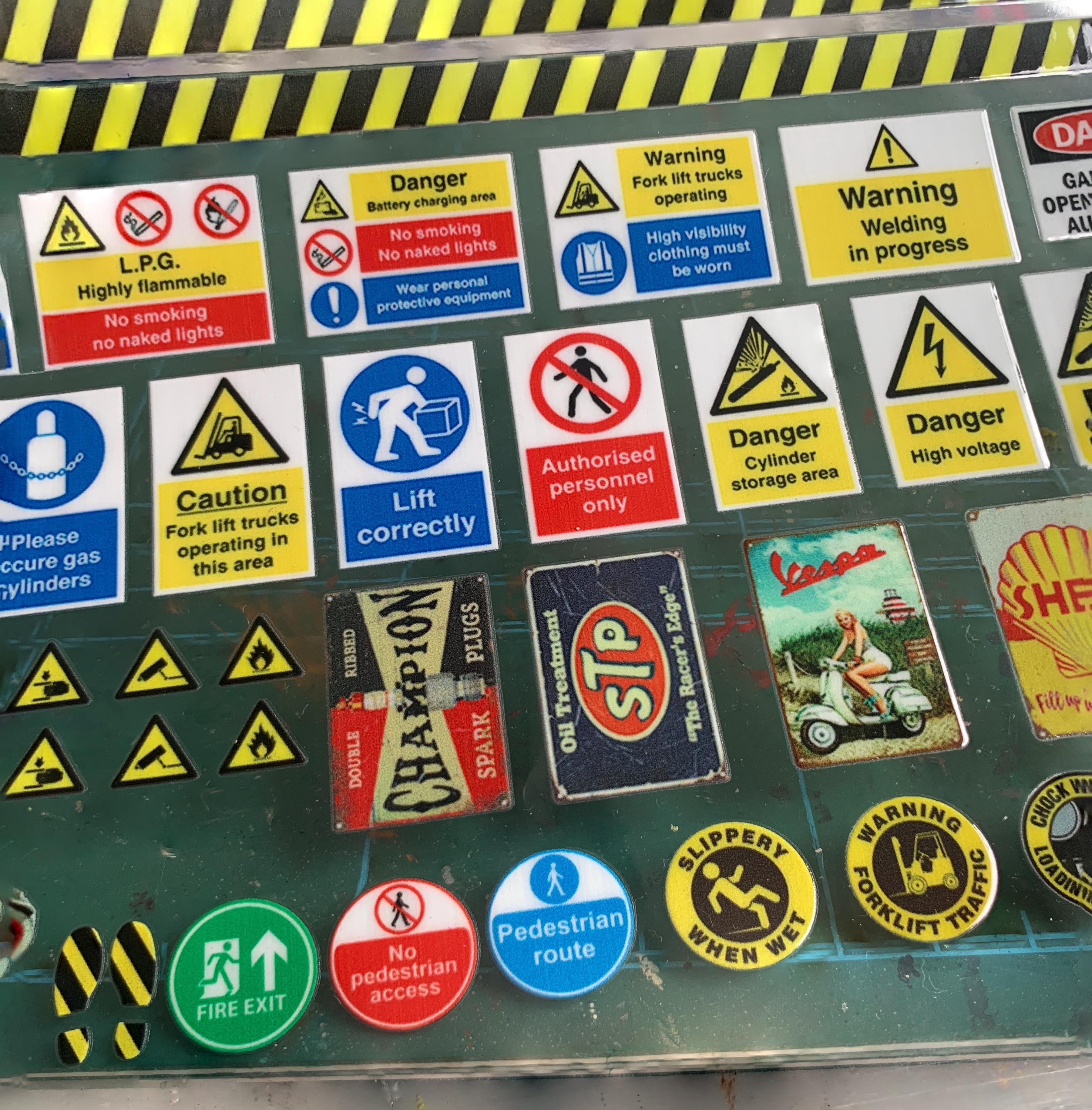 1/18 Scale Garage Diorama Stickers – 121 Mini Signs, Posters, Wall ...