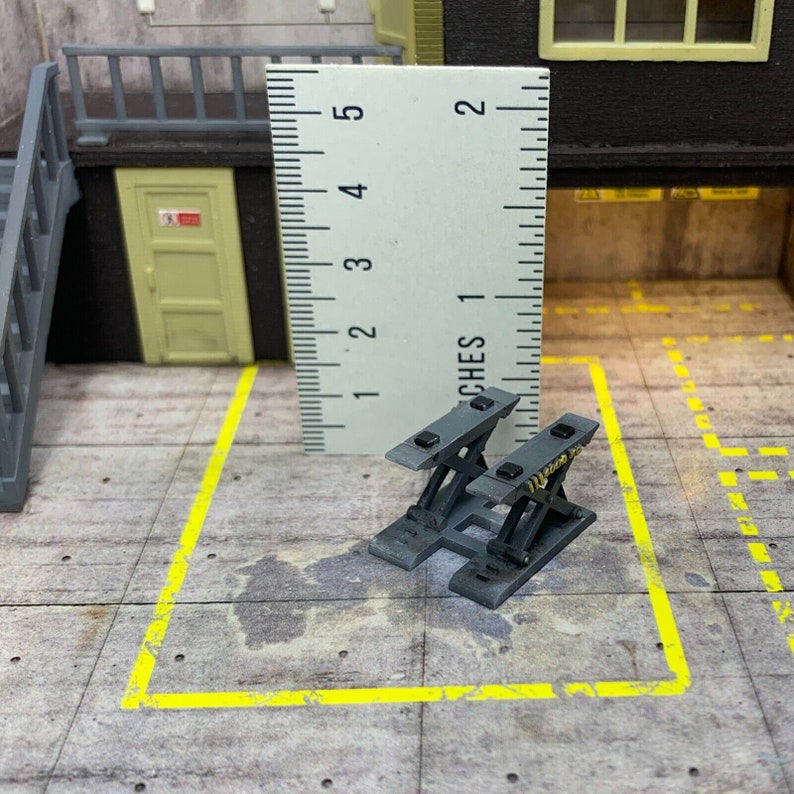 1/64 Garage Diorama Mid Rise Scissor Lift - Etsy