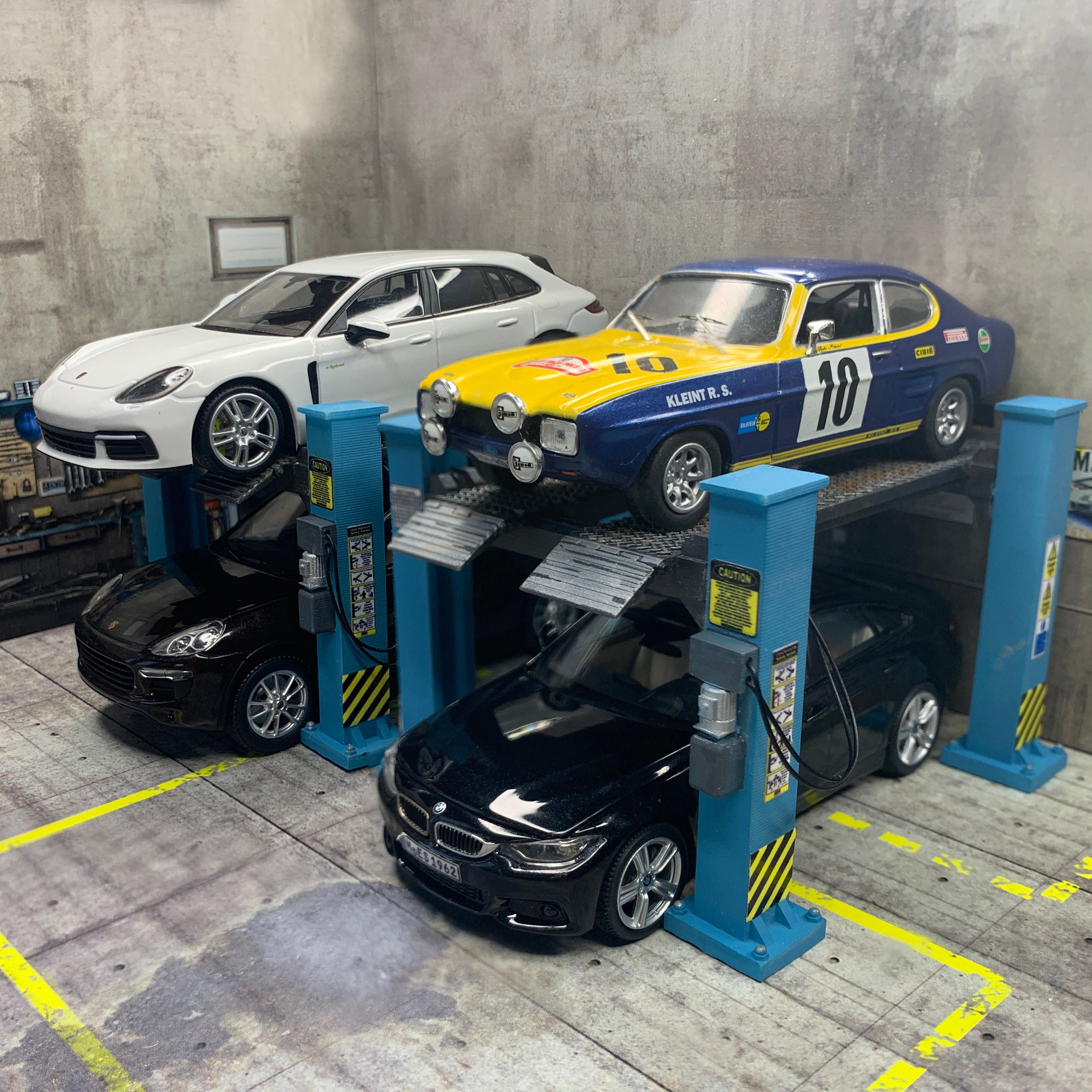 Authentic View 1/43 Scale Car Lift for Ultimate Garage Diorama! - Etsy