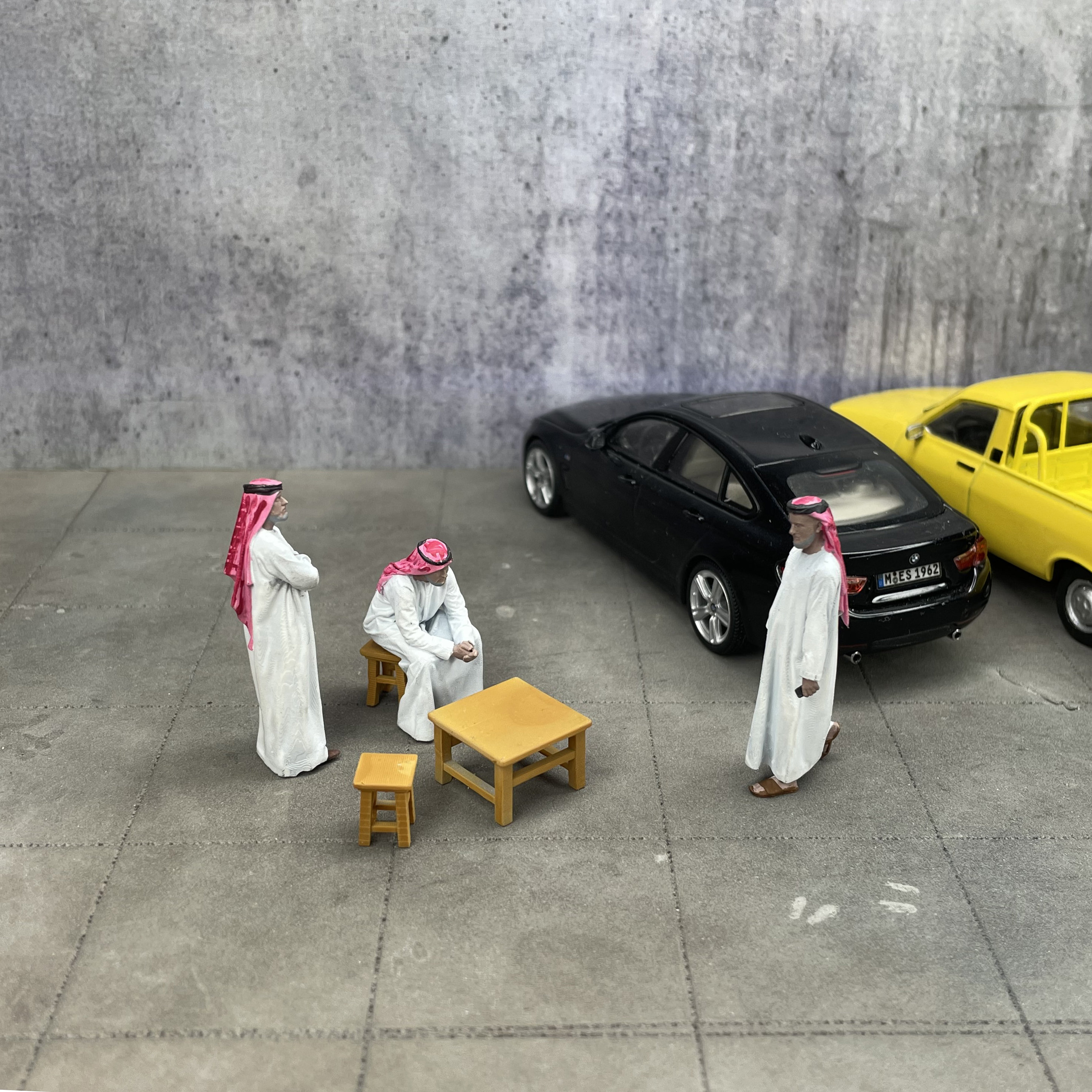 1/43 Arab Muslim Men Figurines Set for Diorama - Etsy