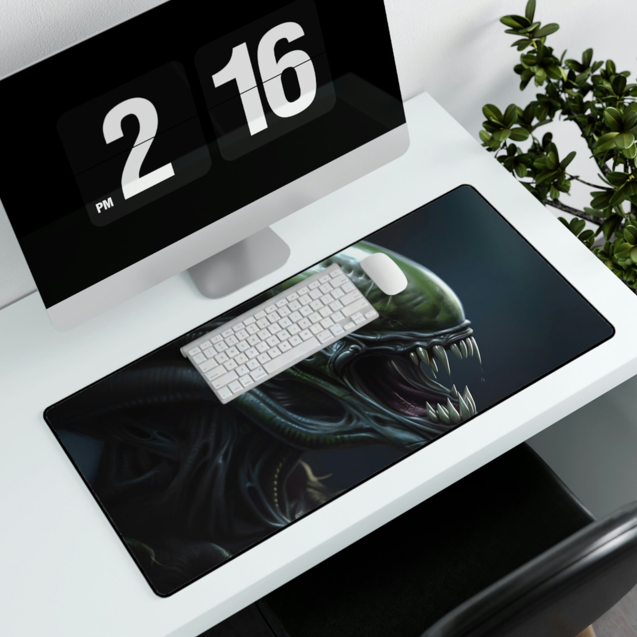 Alien XL Gaming Mouse Pad Desk Mats - Etsy