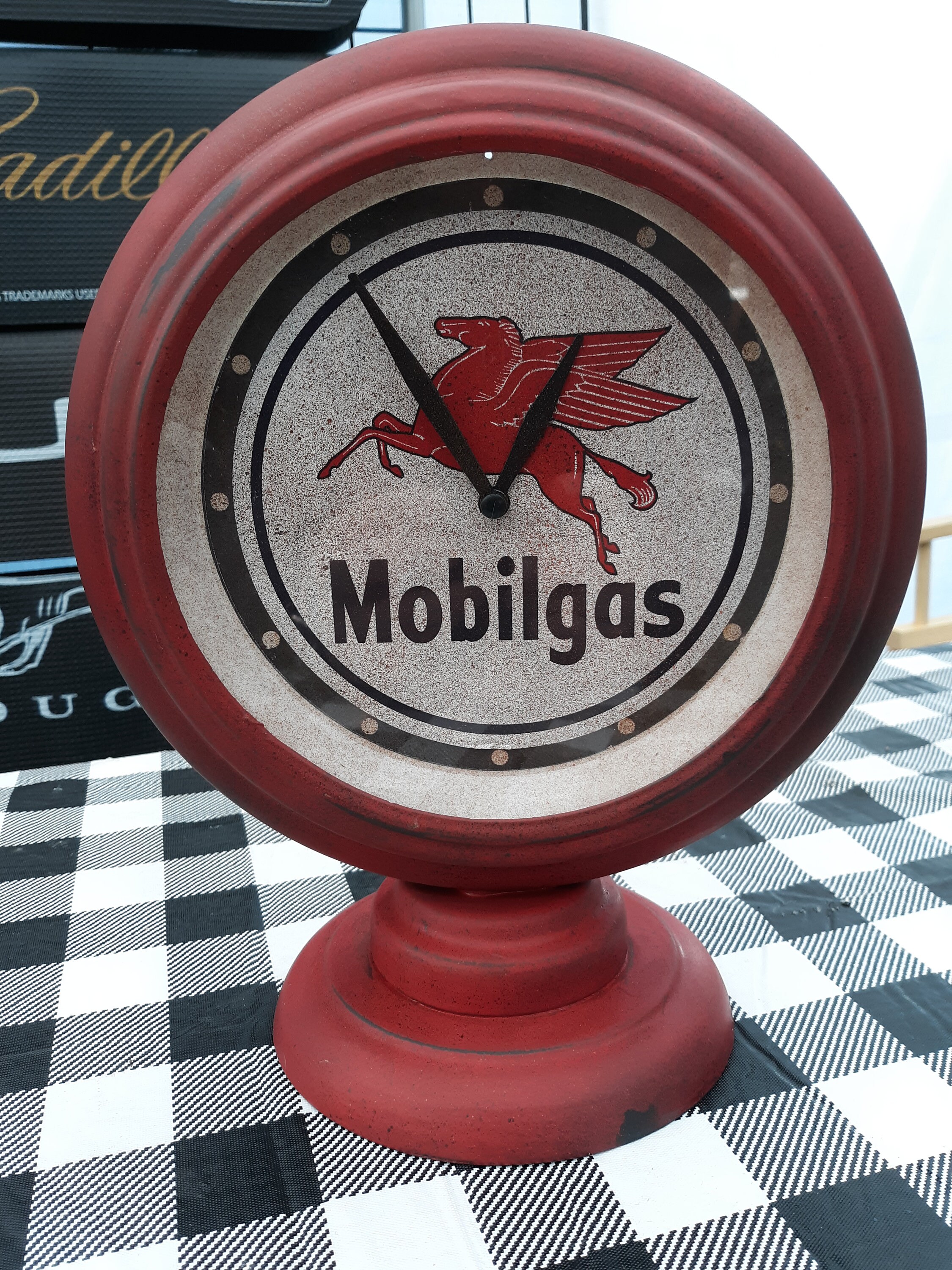 Mobilgas Desk Clock - Etsy