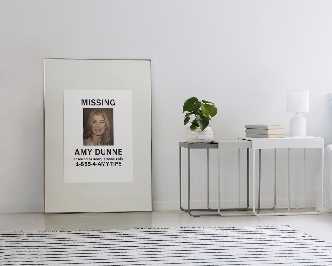 Gone Girl - Missing Amy Dunne - Movie Poster - Ben Affleck - Rosamund ...