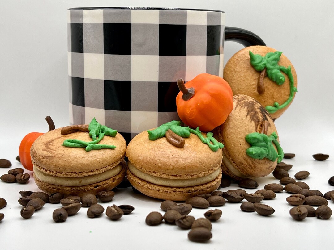 Pumpkin Spiced Latte French Macaron 6, 12, 24 Pumpkin Spiced Latte ...