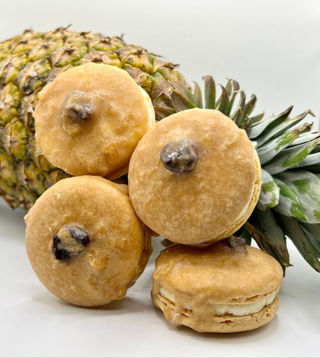 Pineapple Upside-down Cake French Macaron 6, 12, 24 Pineapple Upside-down Macaroon W/ Pineapple ...