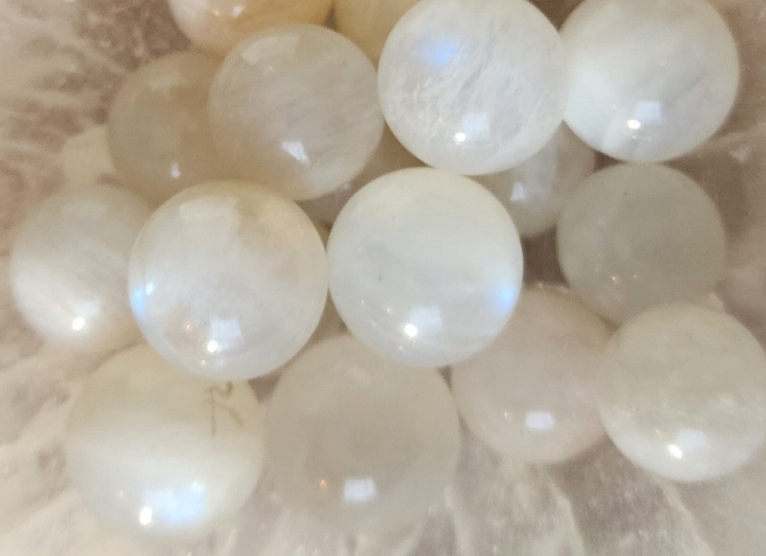 White Moonstone Spheres, Mini Spheres, High Quality, Blue Flash ...
