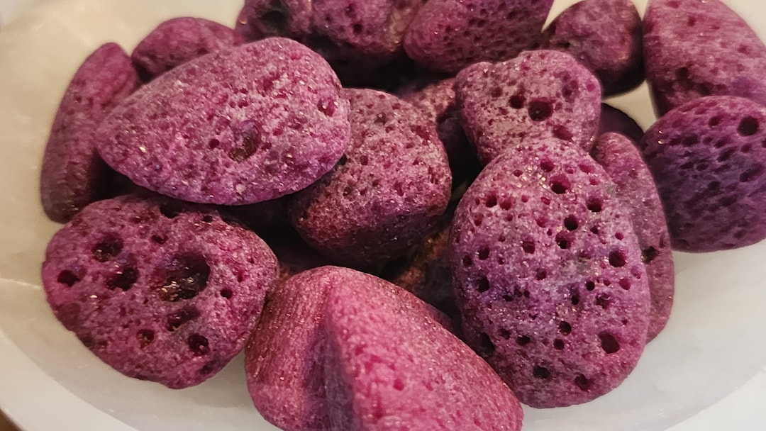 Ruby Tumbles, Honeycomb Ruby, UV Reactive, Tumbled Stone, Ruby Lovers ...