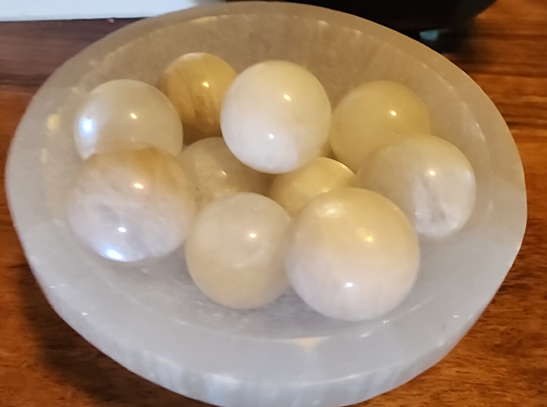 White Moonstone Spheres, Mini Spheres, High Quality, Blue Flash ...