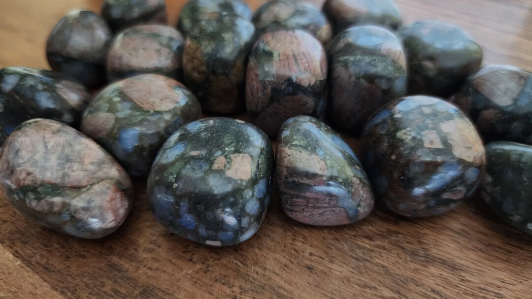 Que-sera, Tumbled Stone, Tumbles, Crystal, Crystals, Crystal Community ...