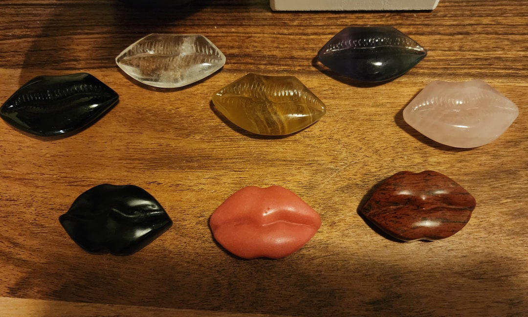 Pouty Lips, Lips, Crystal Carvings, Crystal Community, Crystal Lovers ...