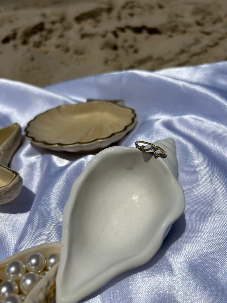 Round Diamond Wave Ring, 14k Ocean Wave Ring, Gold Wave Ring, Tidal ...