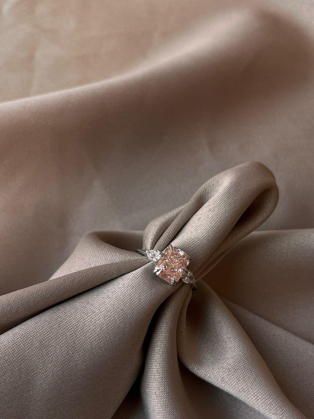 14k White Gold Pink Lab Diamond Ring With Pear-shaped Side Diamonds - Etsy