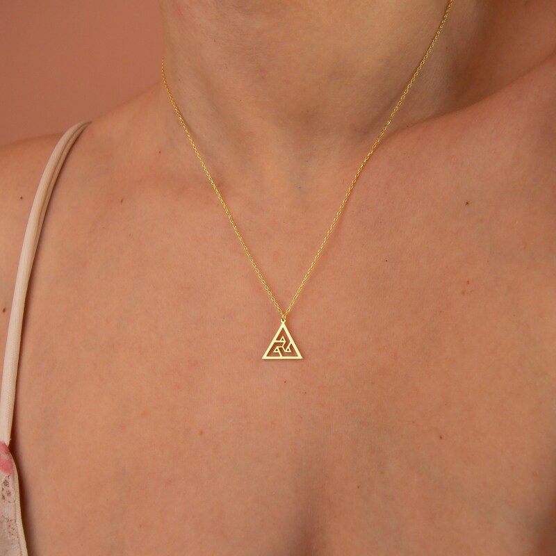 Triangles Necklace - Etsy