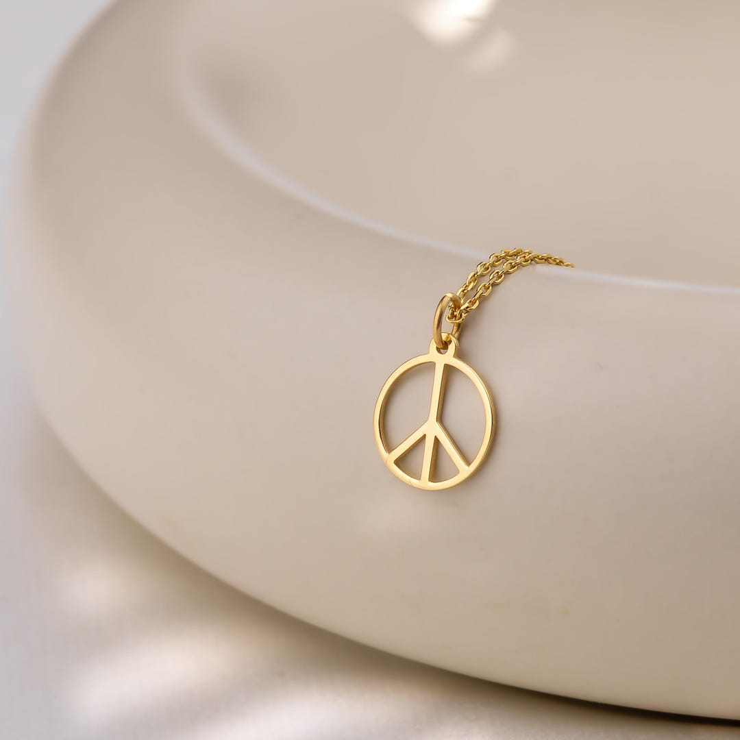 14K Gold Peace Sign Necklace, Minimal Peace Symbol Charm Pendant, Boho ...