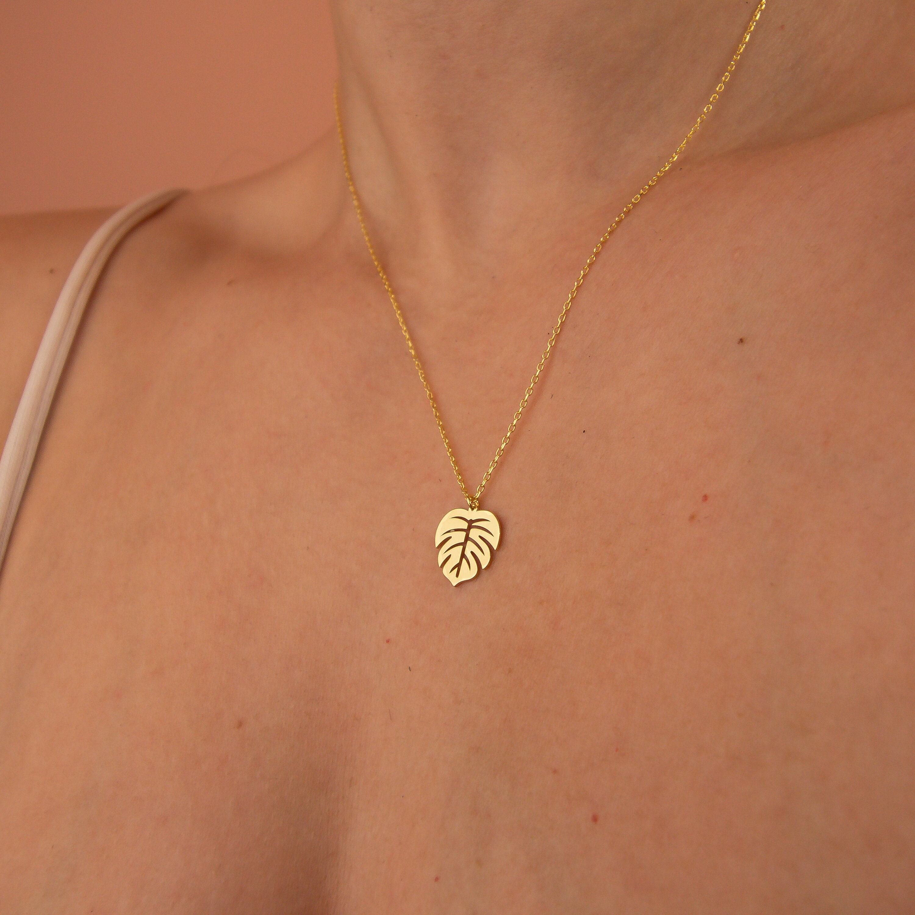 Monstera Leaf Gold Necklace Palm Tree Pendant Minimalist - Etsy