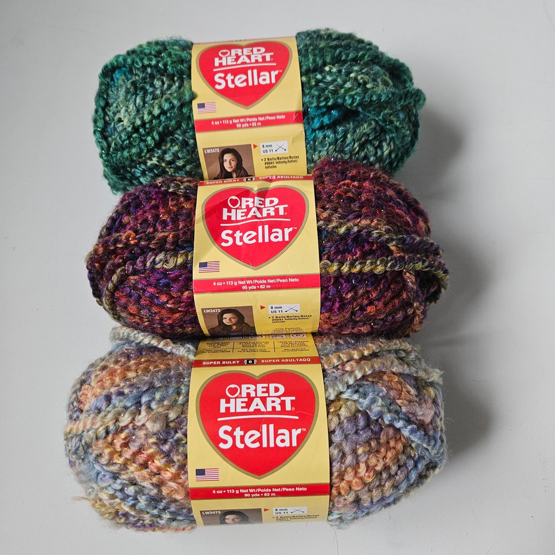 Red Heart Stellar Yarn, 99% Acrylic, 113 Grams, Super Bulky, Quark ...