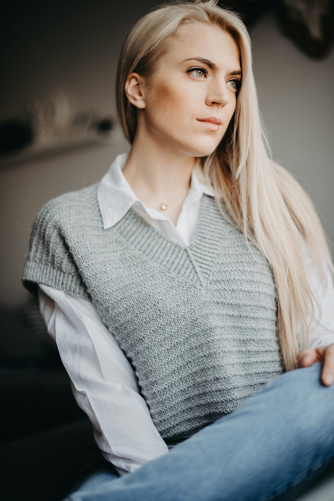 Seamless Sweater Vest Knitting Pattern | Worsted Weight | PDF - Etsy