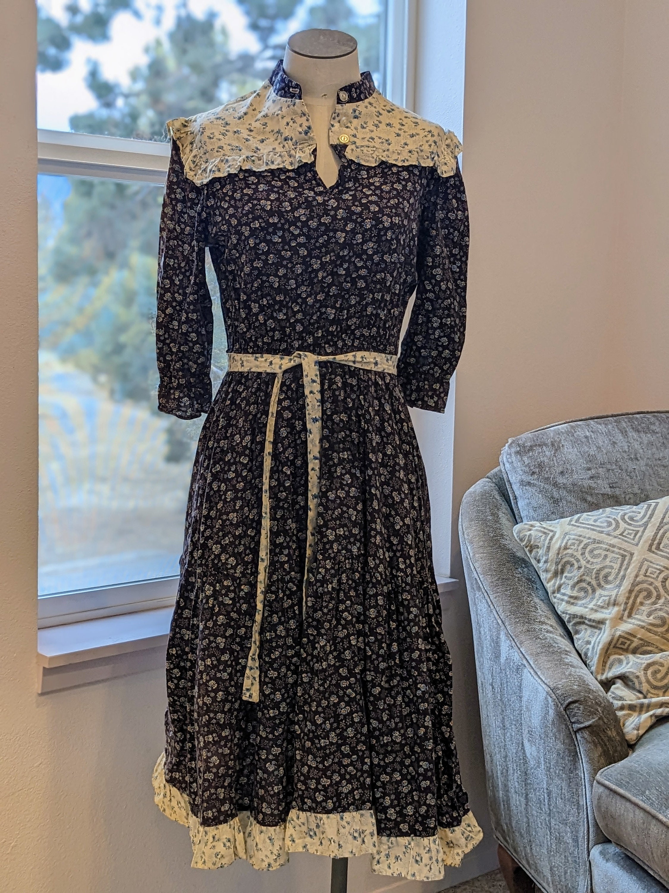 Vintage Prairie Farm Western Cottage Core Floral Dress W/ Button Neck ...