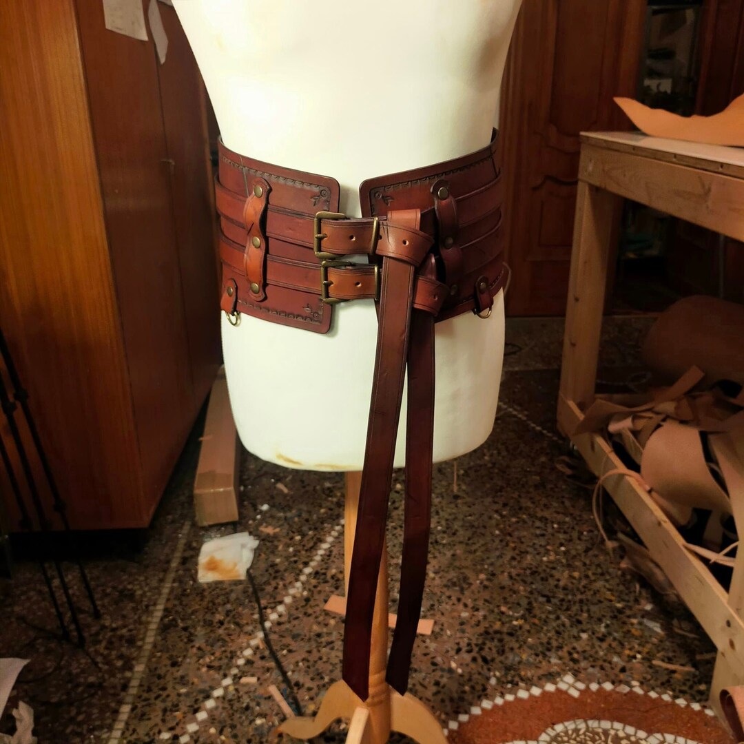 Belt 2 Buckles in Handmade Leather. Ideal for LARP, Historical Re ...