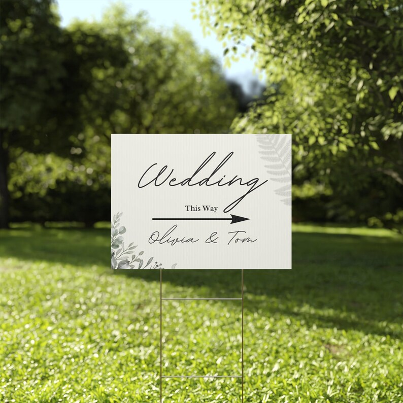 Wedding This Way Yard Sign, Directional Plastic Outdoor Wedding Decor ...