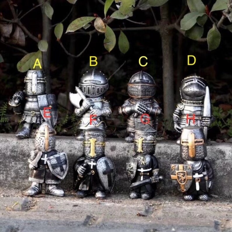 Garden Knight Statue,knight Toy , Out Door Yard Ornaments,funny ...