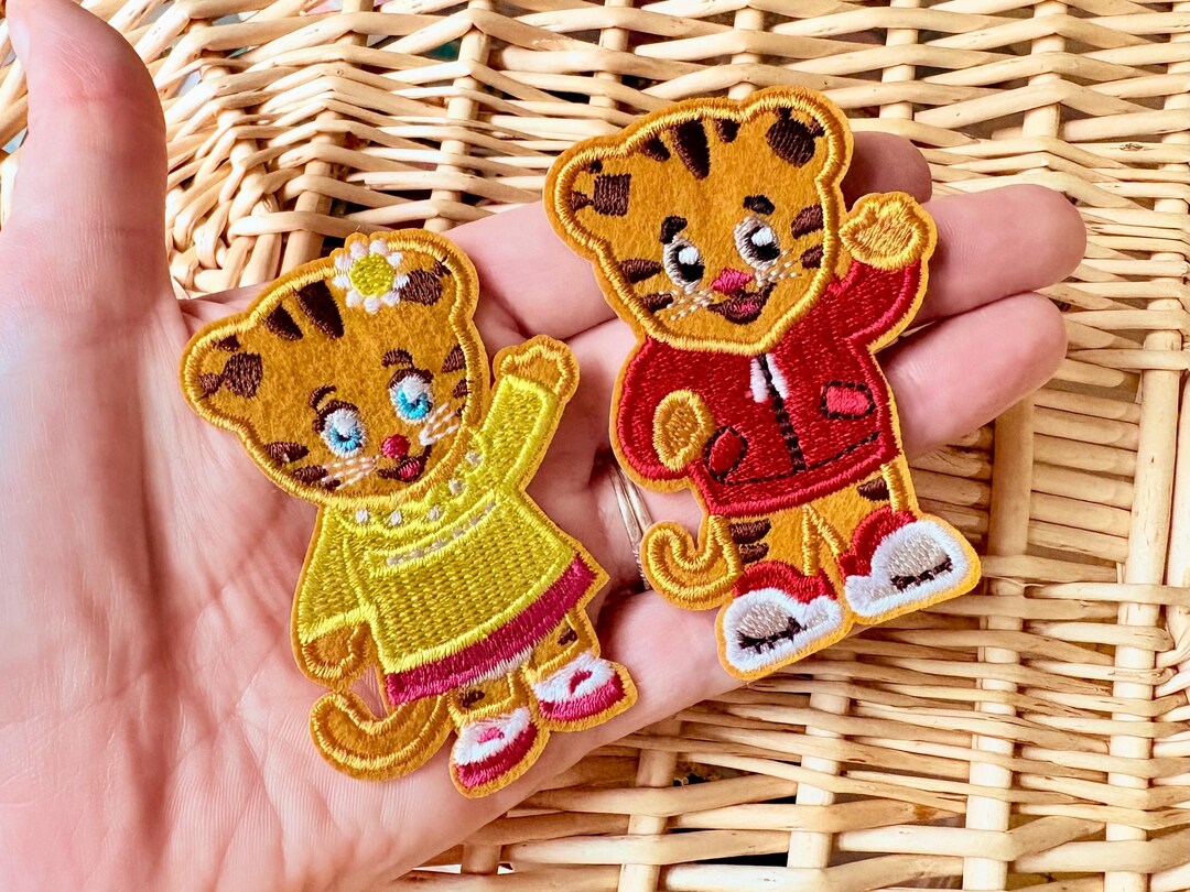 NEW * Daniel Tigers Neighborhood Iron on Patch - Daniel Tiger ...