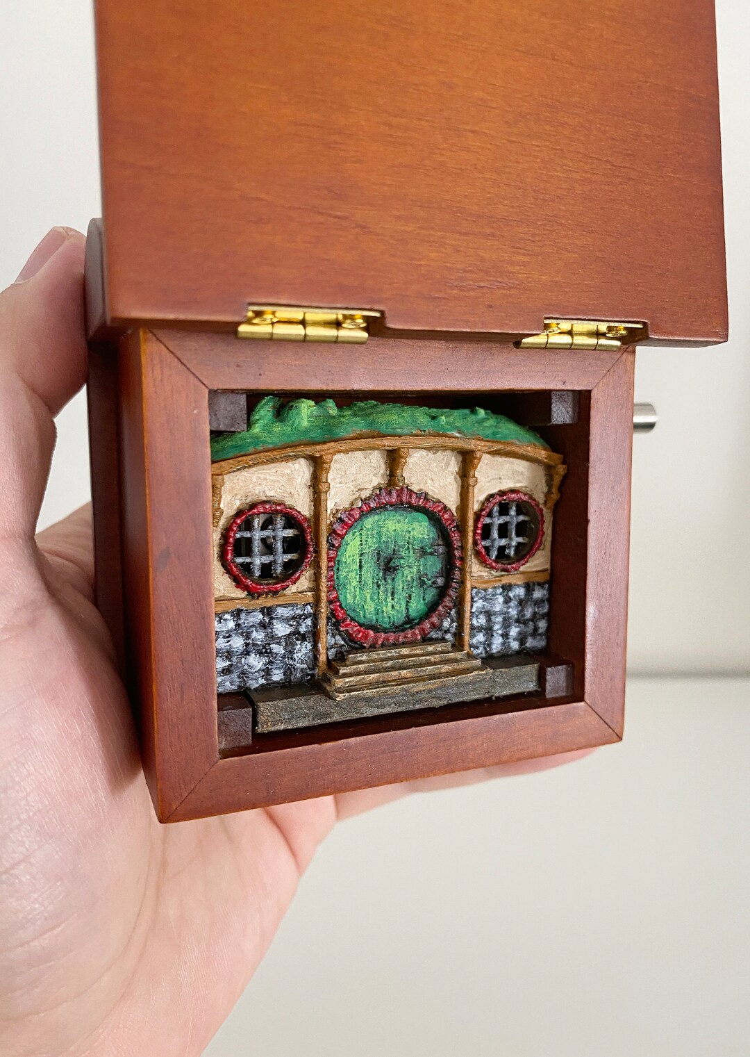 Hobbit Hole Book Music Box Gift, Lord of the Ring Christmas Gift - Etsy