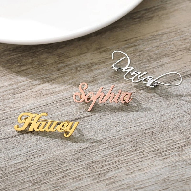 Custom Name Brooch - Etsy