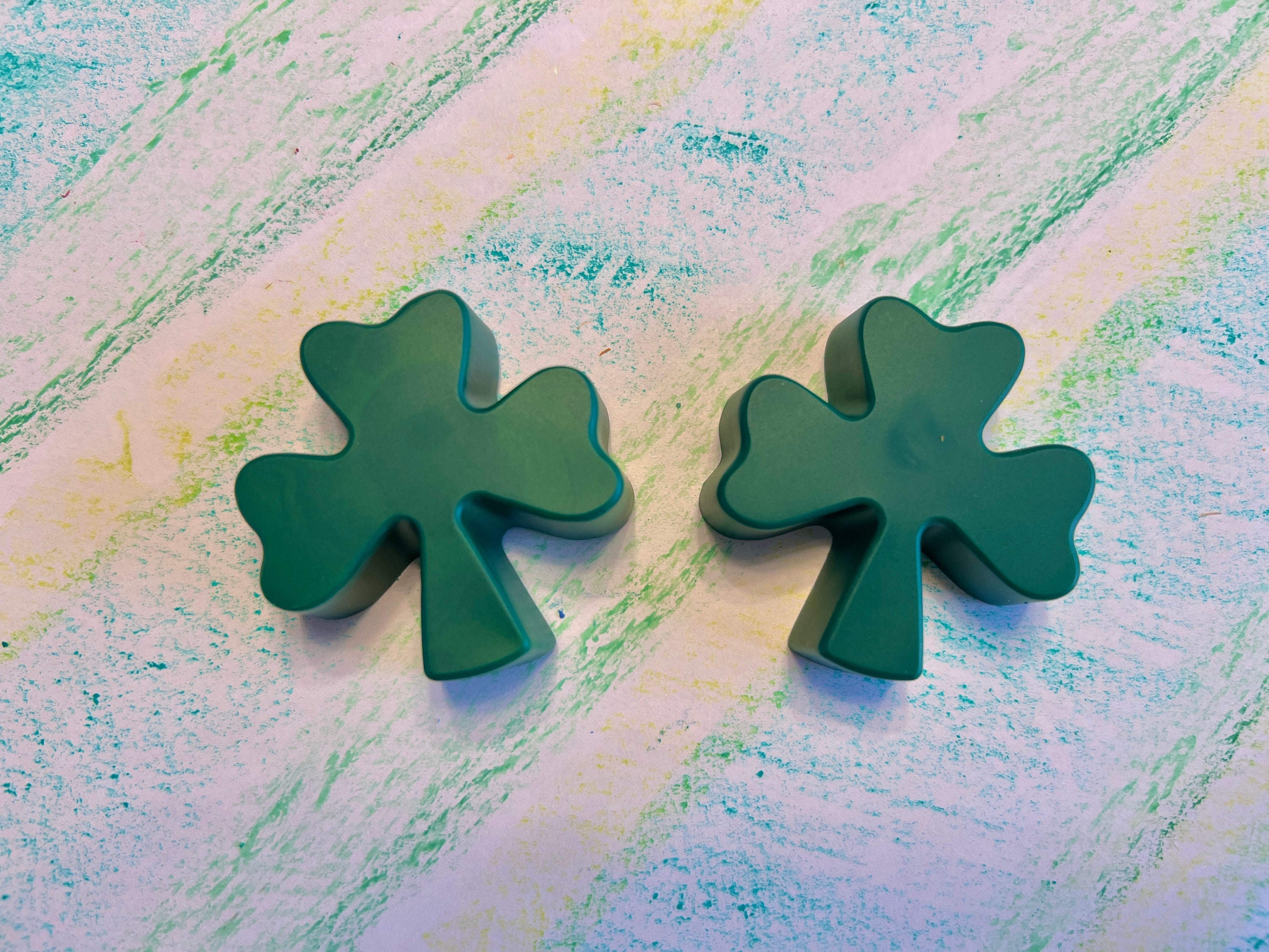 Shamrock Crayons: St. Patrick's Day Kids' Party Favors - Etsy